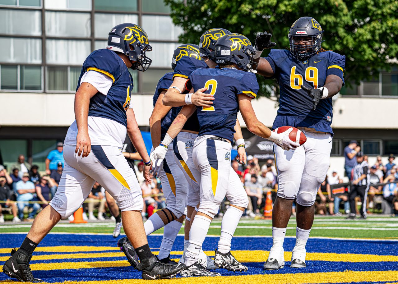 Retour des anciens du Notre-Dame Football et inauguration de la ...